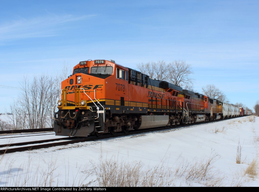 BNSF 7078 4089 UP 4094
